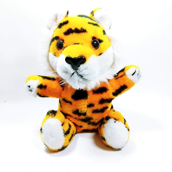 Dakin | Toys | Vintage Dakin Tiger Stuffed Animal Plush Su A | Poshmark
